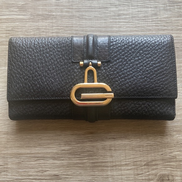 Gucci | Bags | Gucci Black Pebbled Leather Long Snap Wallet | Poshmark